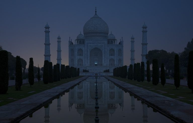 Night view at Taj Mahal During Full Moon Night – Shikhar travels